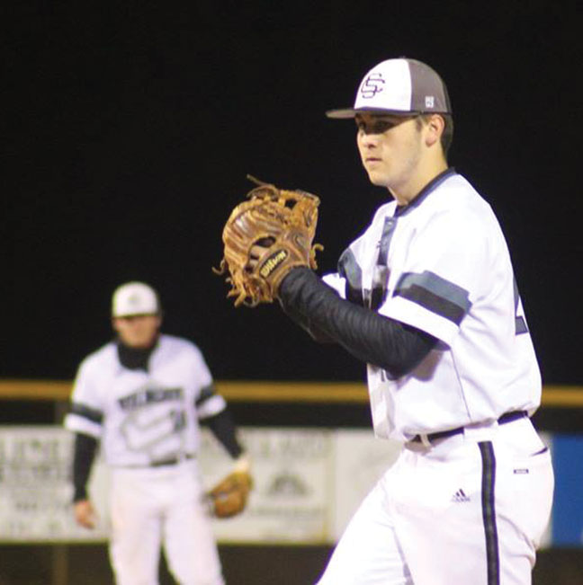 Wildcats take off with a fury, jump to 5-0 early in 2016 season ...