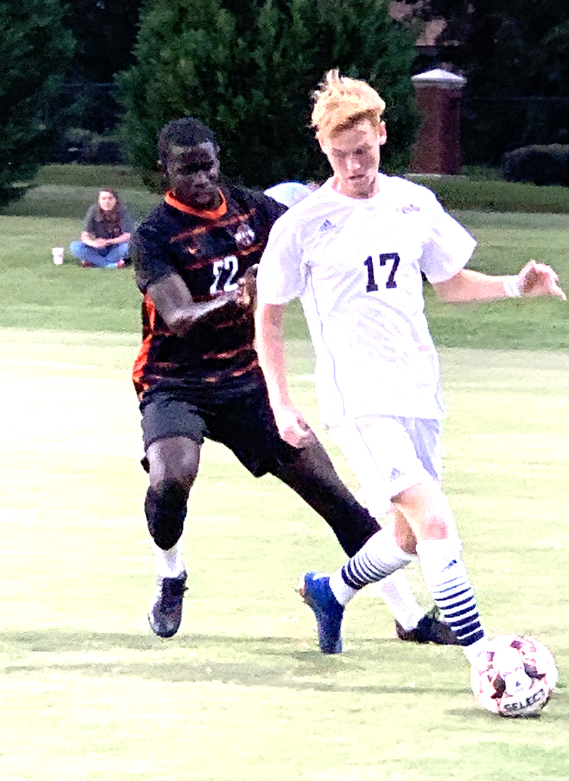 GSW men and women’s soccer teams open their seasons with victories ...