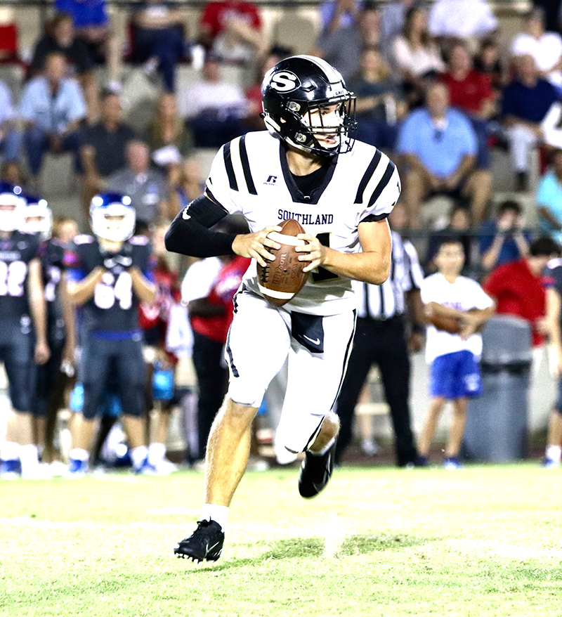 Raiders suffer first loss of the season against Heritage | Americus ...