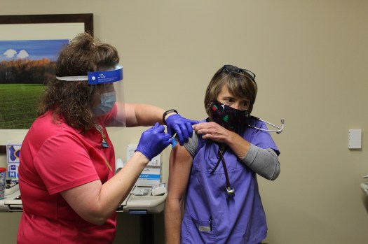 Phoebe Sumter healthcare workers receive the first of COVID-19 ...