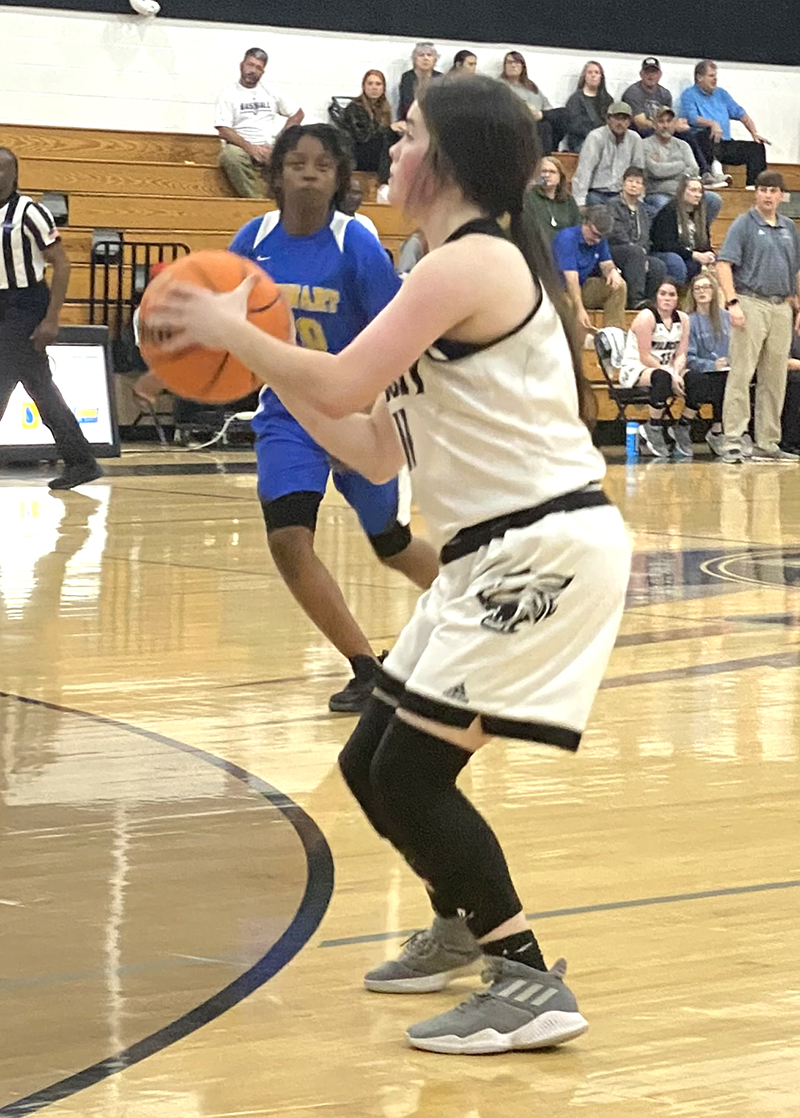 Lady Wildcats use defensive pressure and outside shooting to roll ...