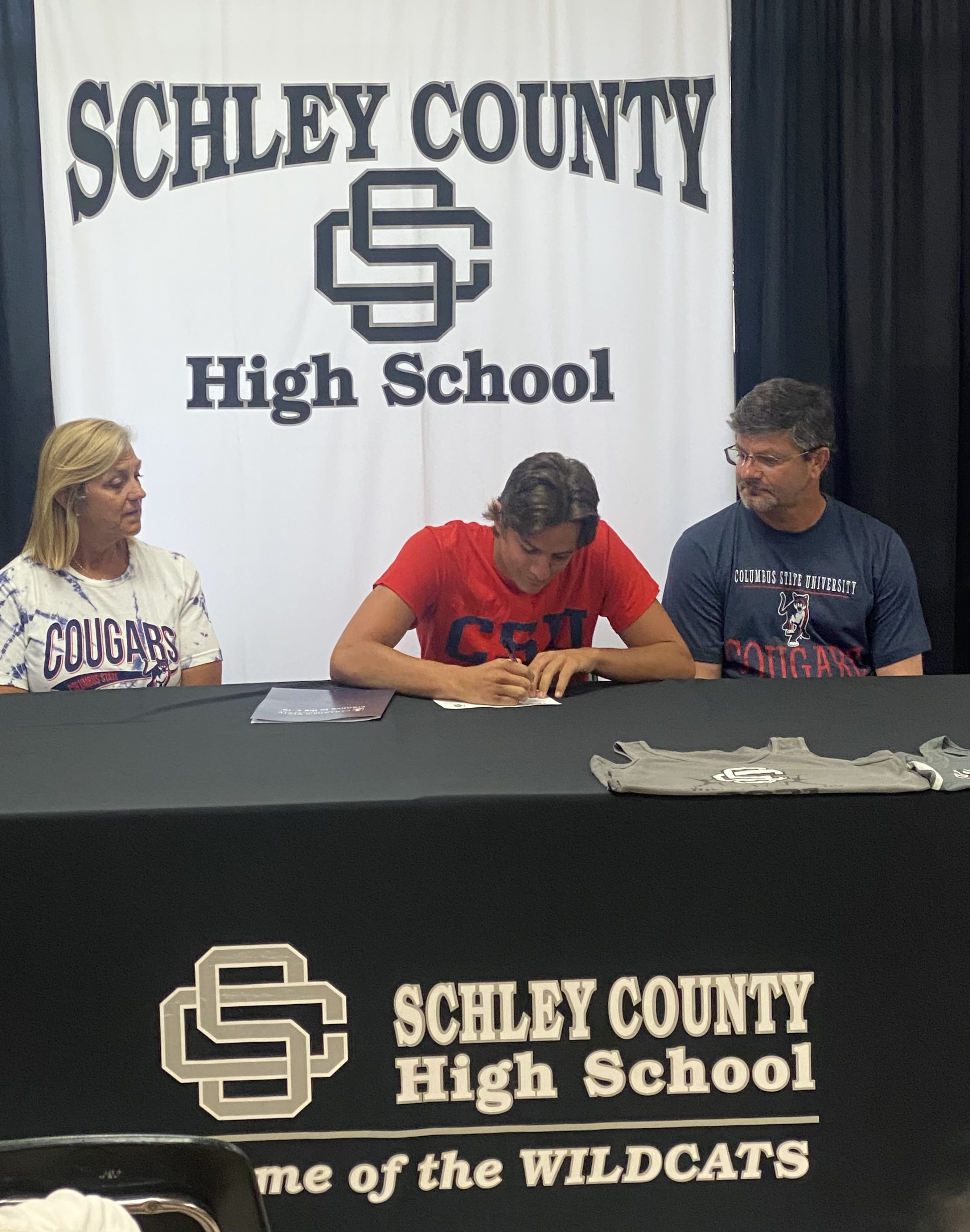 Schley County’s Pole Vault state champion Levi Johnson signs with ...