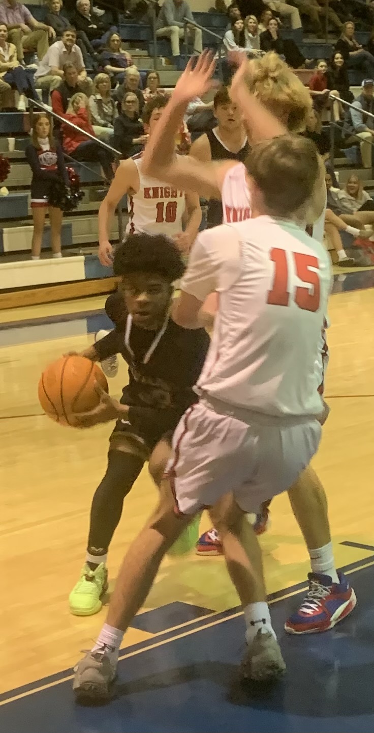 Raiders edge out archrival Deerfield-Windsor | Americus Times-Recorder