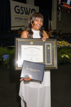 Georgia Southwestern honors the late Jamal Floyd with posthumous degree ...